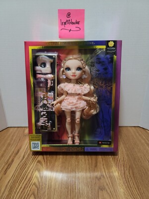BNIB MGA Rainbow High Victoria Whitman Fashion Doll - Freckles Light ...
