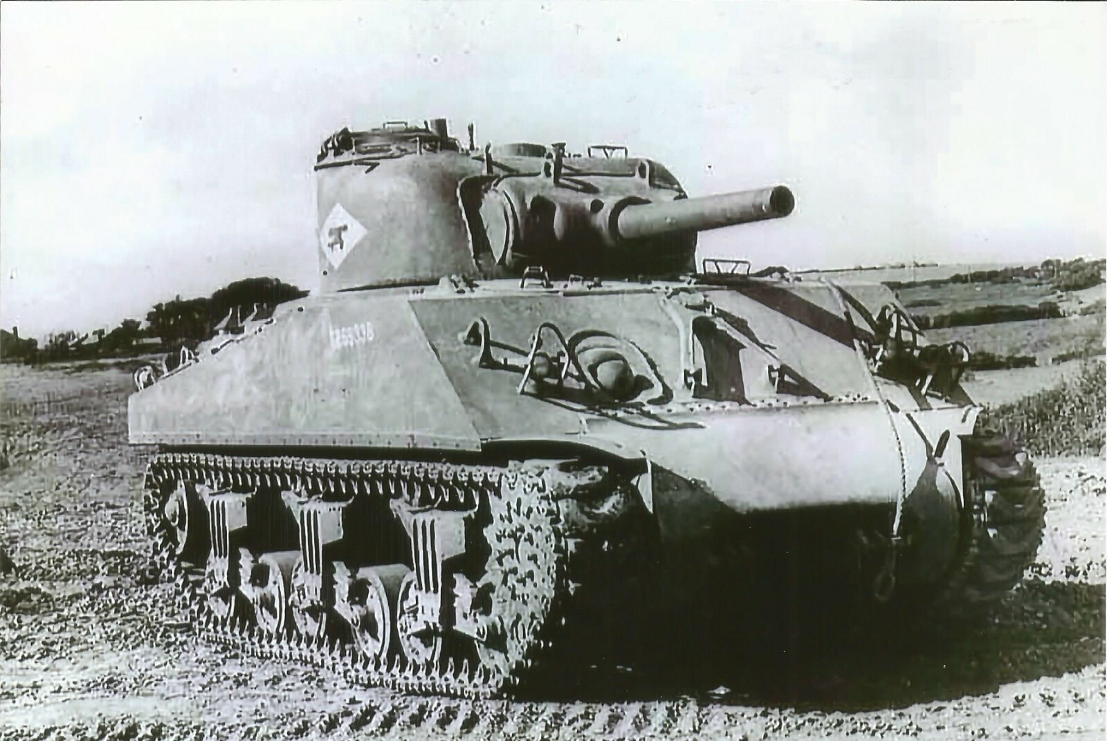WW II Usa Photo -- M 4 - Sherman Tank | eBay