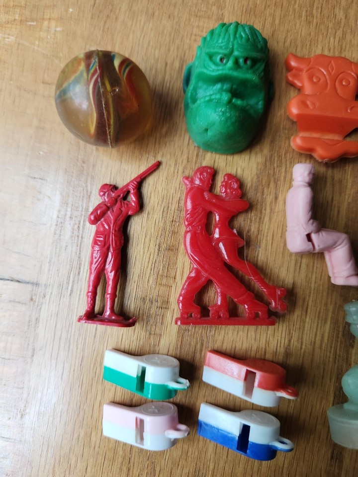 Vintage Cracker Jack Cereal Premium Gumball Prizes Lot Of 15 Plastic ...