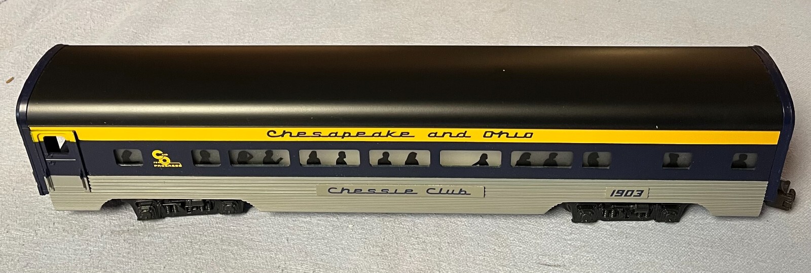 Lionel 19145 -50 Chesapeake Ohio 15'' Aluminum Passenger 6 Car Set O ...