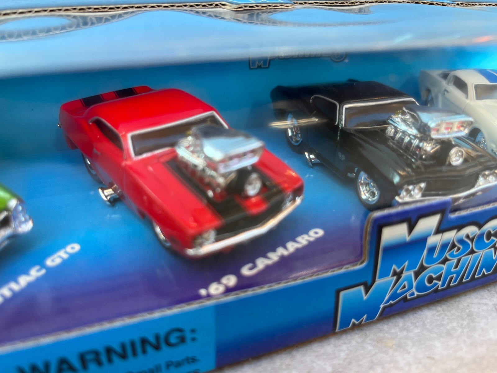 1/64 MUSCLE MACHINES 5 PACK 66 GTO 69 CAMARO 69 CHEVELLE 66 MUSTANG 70 ...
