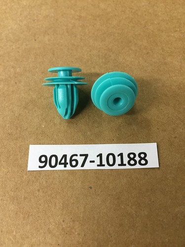 QTY 25: Green Replacement Trim Panel Retainer Clips For Toyota 90467 ...