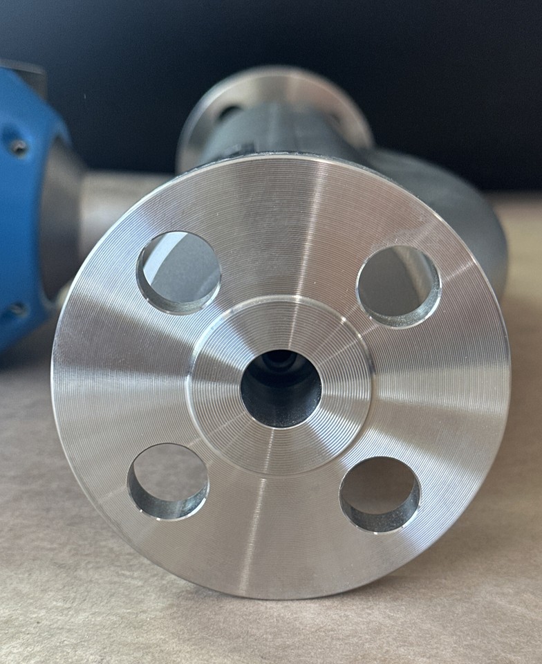 NEW- Endress Hauser Promass F 300 Coriolis Flow Meter 8F3B08-72L9/0 ...