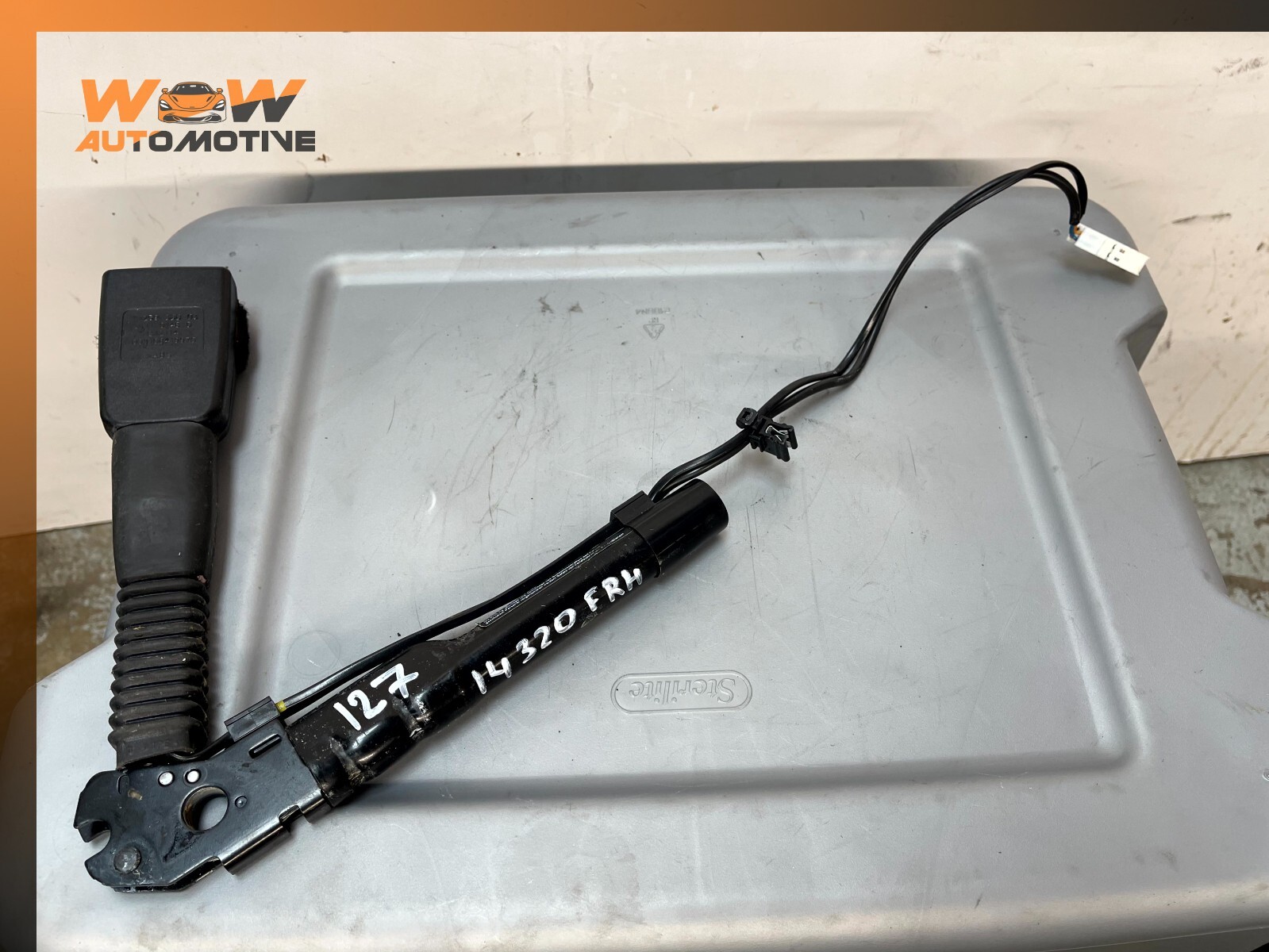 13-18 BMW 320i F30 FRONT RIGHT PASSENGER SIDE SEAT BELT BUCKLE ...