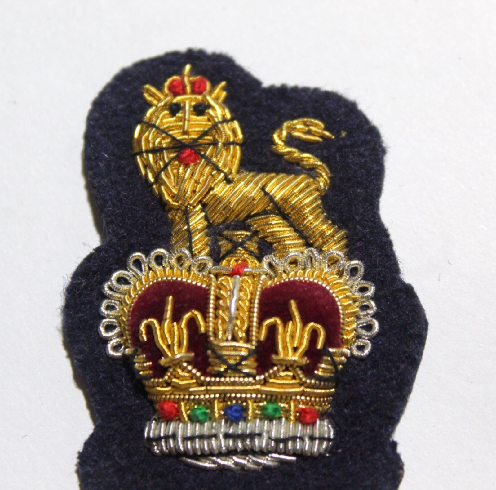 Royal (British) Army Staff Sargent Officers Beret Badge on Navy Felt UK ...