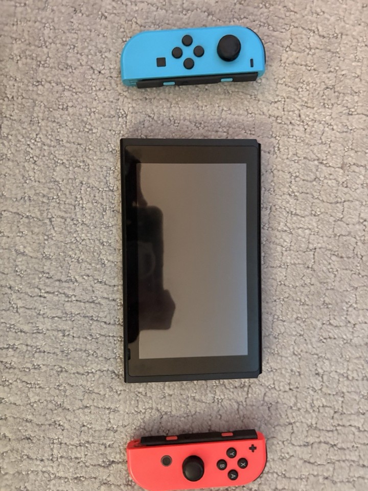 Nintendo Switch Complete Set, 7 Games Included everything In picture Is ...