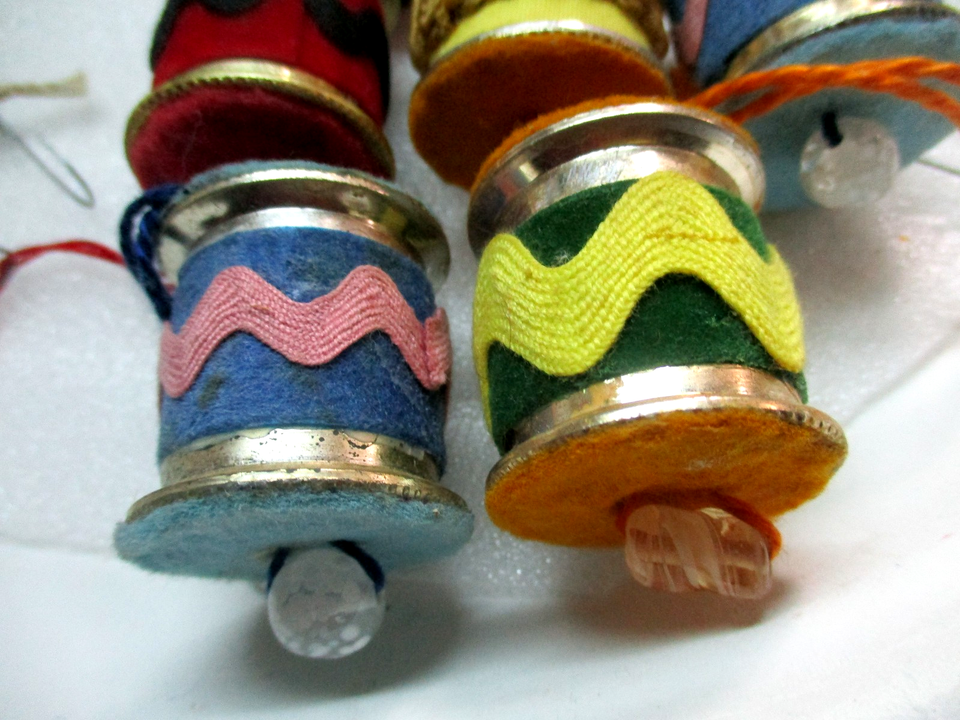 Christmas Ornaments Handmade vintage wooden thread spools with ric rack ...
