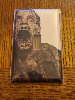 THE WALKING DEAD ZOMBIE LIGHT SWITCH PLATE | eBay