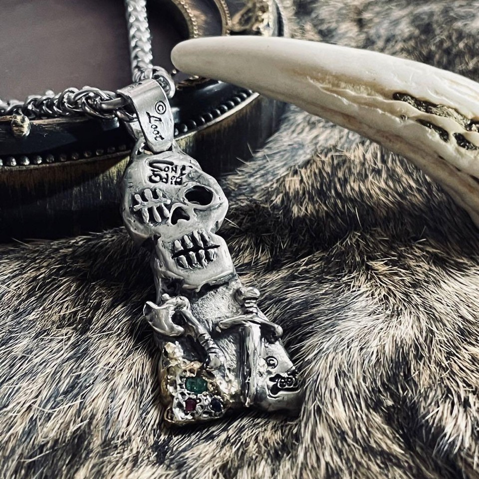 Ciondolo bottino Spada vichinga Ascia 925/K18 Rubino Zaffiro Smeraldo 3 ...