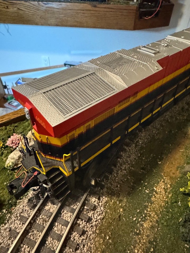 Lionel 6-28351 Kansas City Southern Diecast ES44AC | eBay