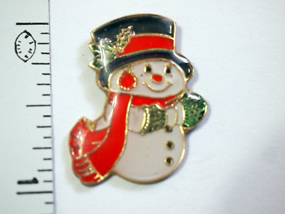 Snowman Pin , Vintage Winter Snow man Enamel Lapel Pin, (1) Pin in ...