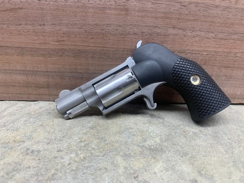 'SNAGLESS' NAA 22 LONG RIFLE EXTENDED GRIP, NORTH AMERICAN ARMS DIAMOND ...