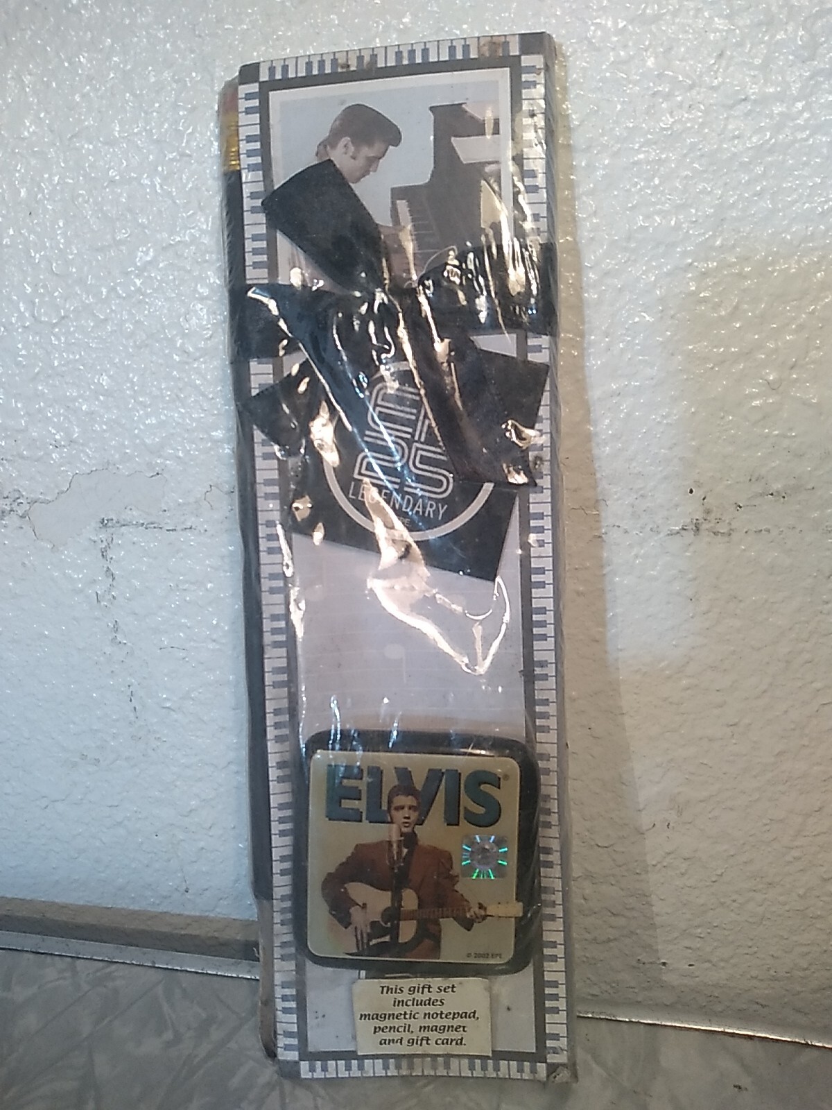 Vintage Elvis Presley Notepad, Pencil and Magnet Gift Set Book Circa ...