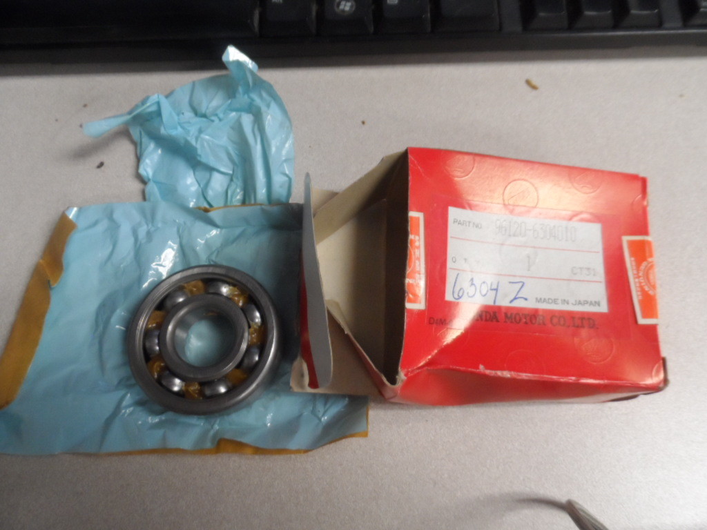 NOS Honda OEM BEARING RADIAL BALL 6304Z 1976 CB750 CR125 Elsinore 96120 ...