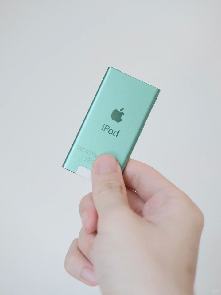 Apple iPod Nano 7th Generation (16GB) Music MP3 Player Excellent New ...
