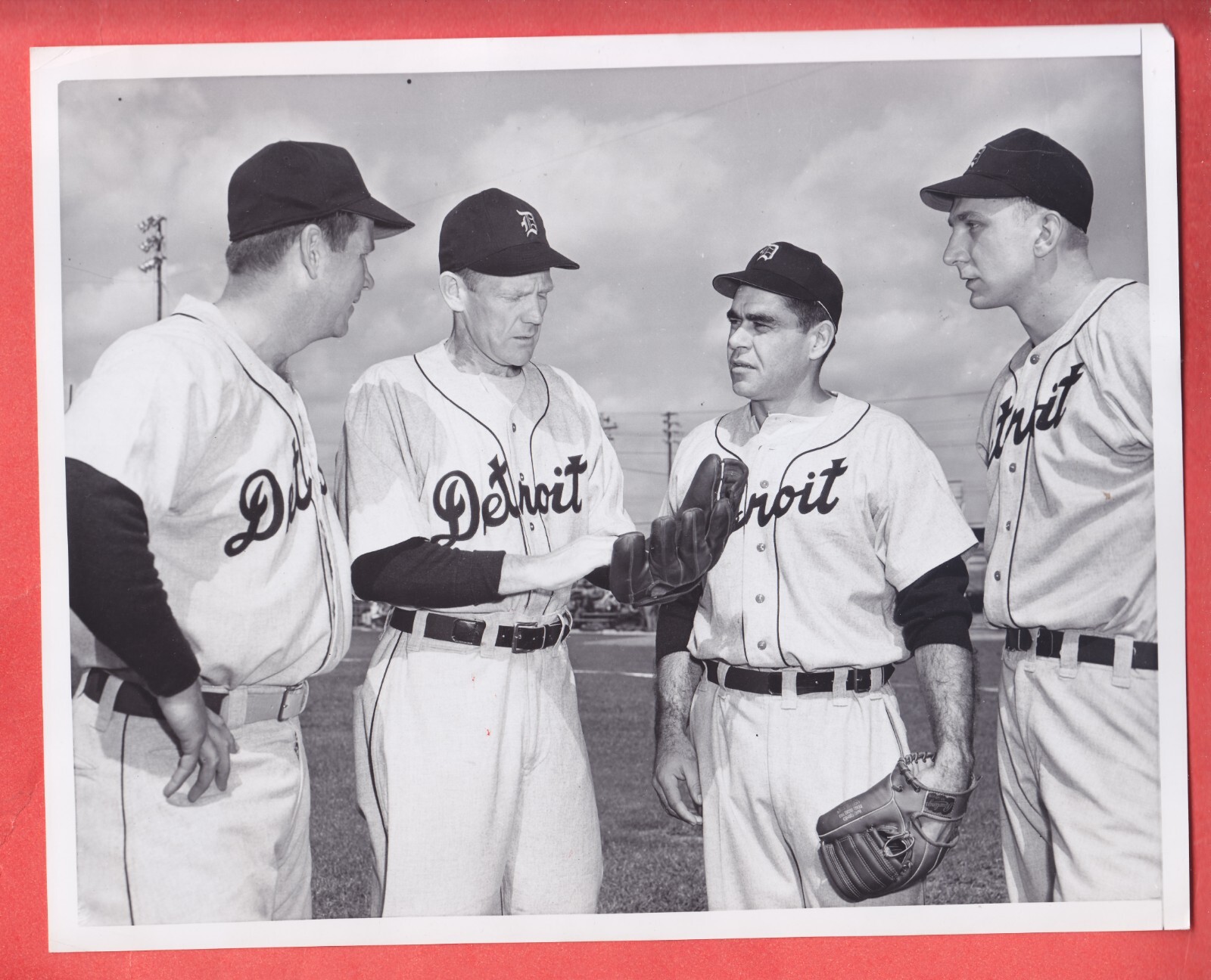 1950 DETROIT TIGERS RED ROLFE, CHARLIE KELLER, GERRY PRIDDY, DICK ...