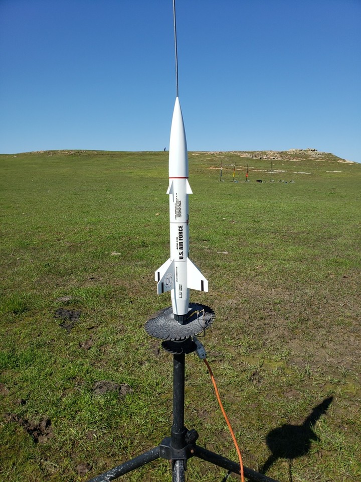 Upscale Estes Bullpup 12D #1972 Model Rocket Kit 2.5" 29mm F-G Power ...