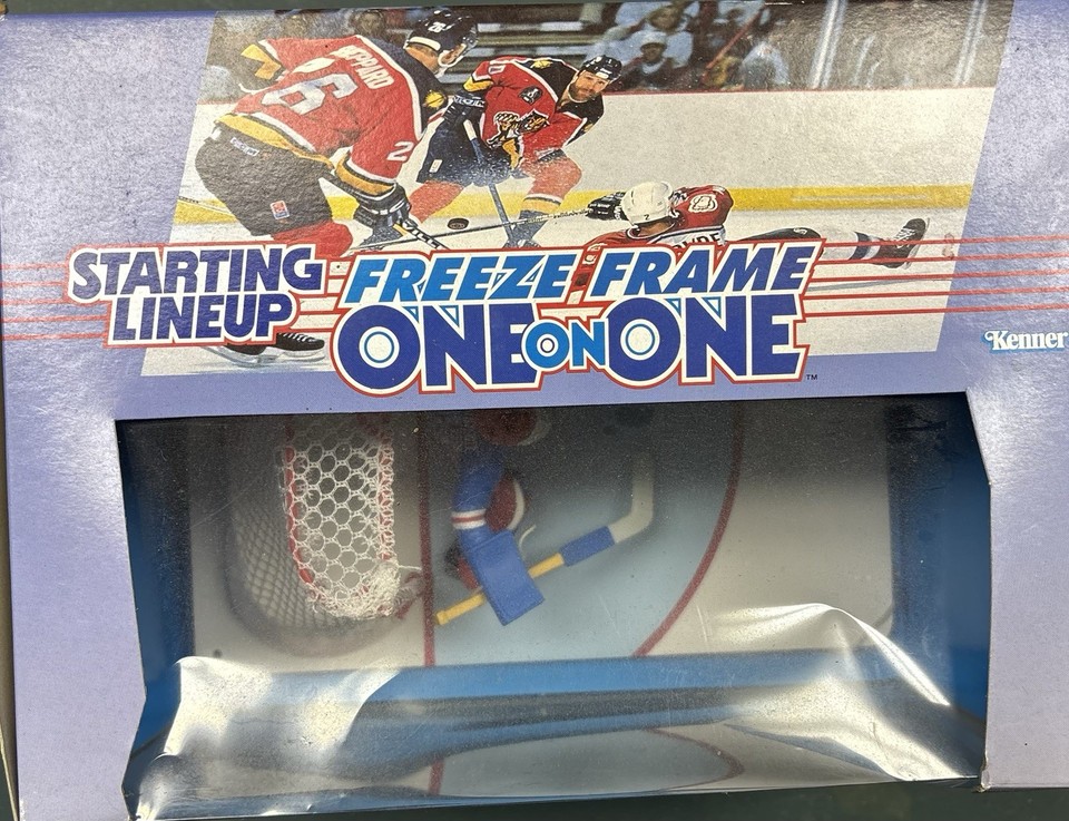 1997 NHL Starting Lineup Freeze Frame One On One Patrick Roy & Jaromir ...