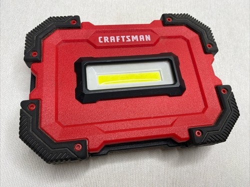 Craftsman CMXLAAF8 LED Area Light 500 Lumens AA Batteries Powered ...