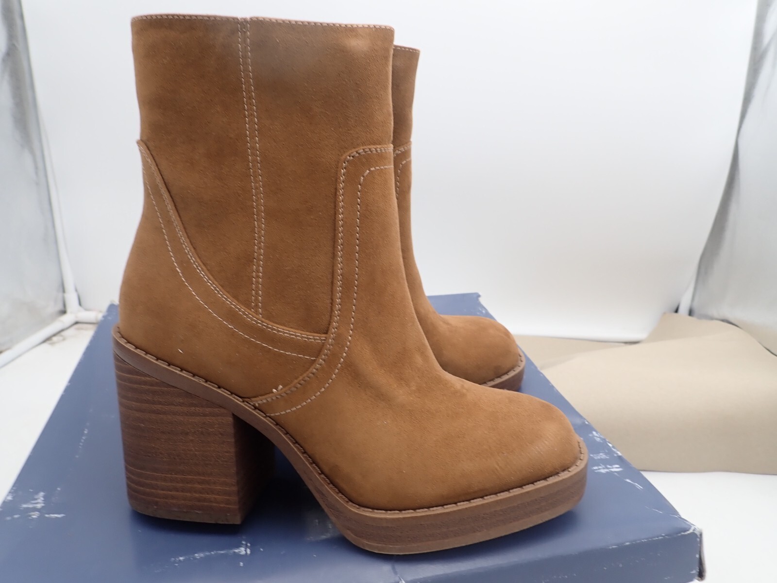 NEW Women's Lilyan Platform Boots - Universal Thread Cognac Size 5.5 | eBay