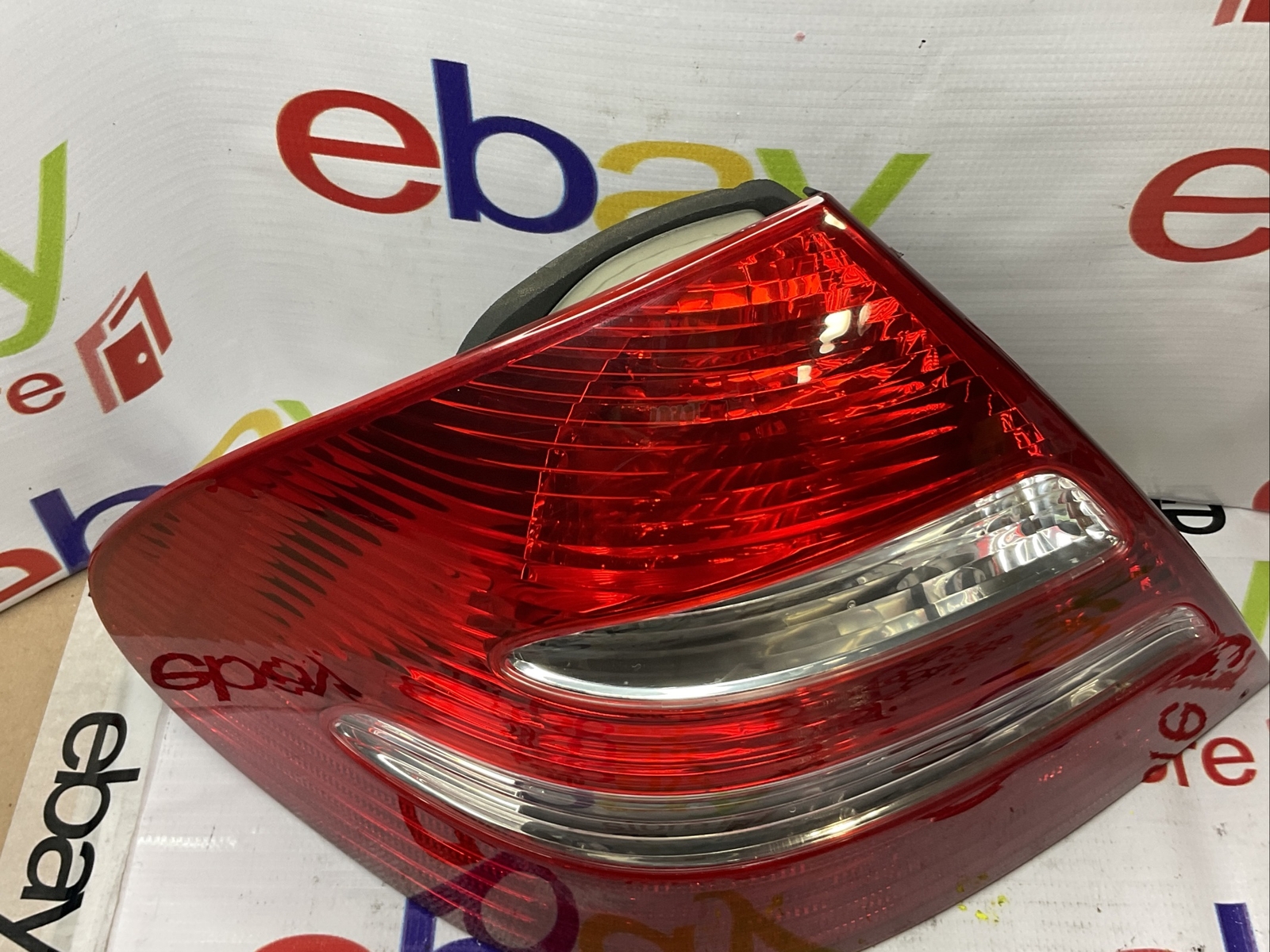 03-06 W211 MERCEDES E500 E320 E55 REAR LEFT DRIVER SIDE TAIL LIGHT ...