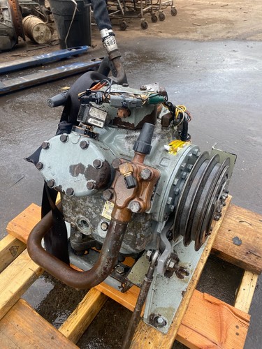 MCI PREVOST VANHOOL BUS CARRIER 05G COMPRESSOR WITH CLUTCH AND PULLEY ...