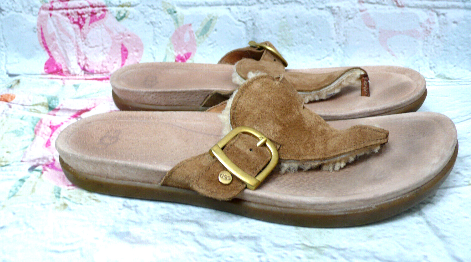 UGG Womens Flip Flop Thong Shearling Sandals Size 8 I… - Gem