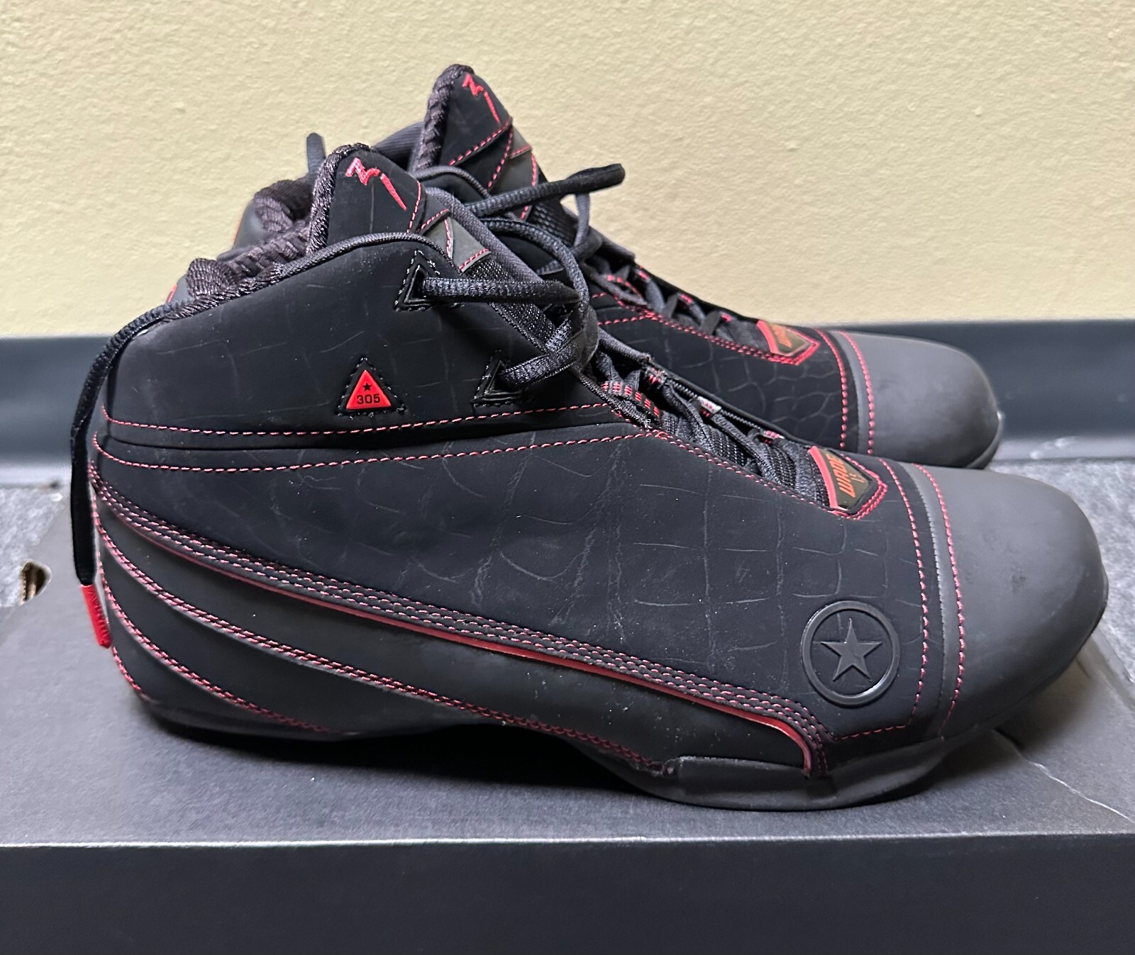 Dwyane Wade Converse Wade 1.3 Mid Black Red Men's Bas… - Gem