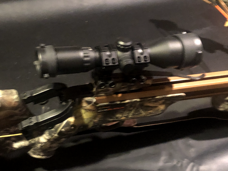 TenPoint Crossbow, Hardsider Case, Scope, Bolts, Tips, 6 Point Series ...