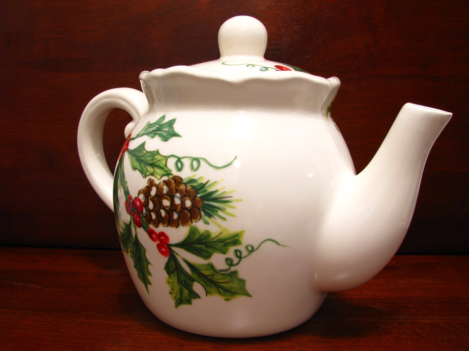 Beautiful Large Cardinal Tea Pot. Brand New. Vibrant Colors. Eye ...