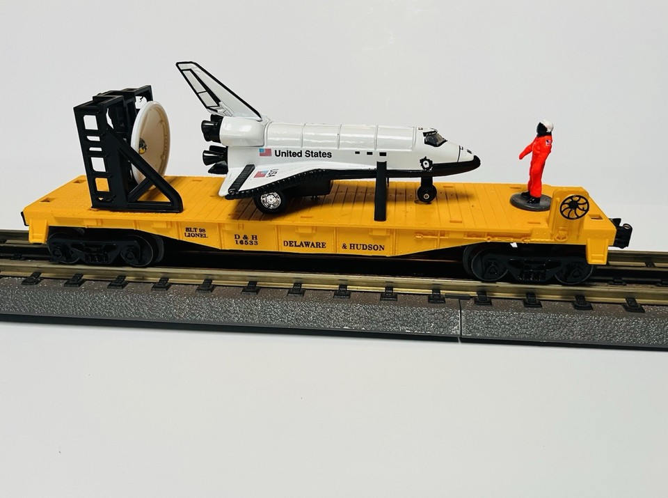 O Gauge Scale Custom Train Flat Car / NASA Space Shuttle / Astronaut ...