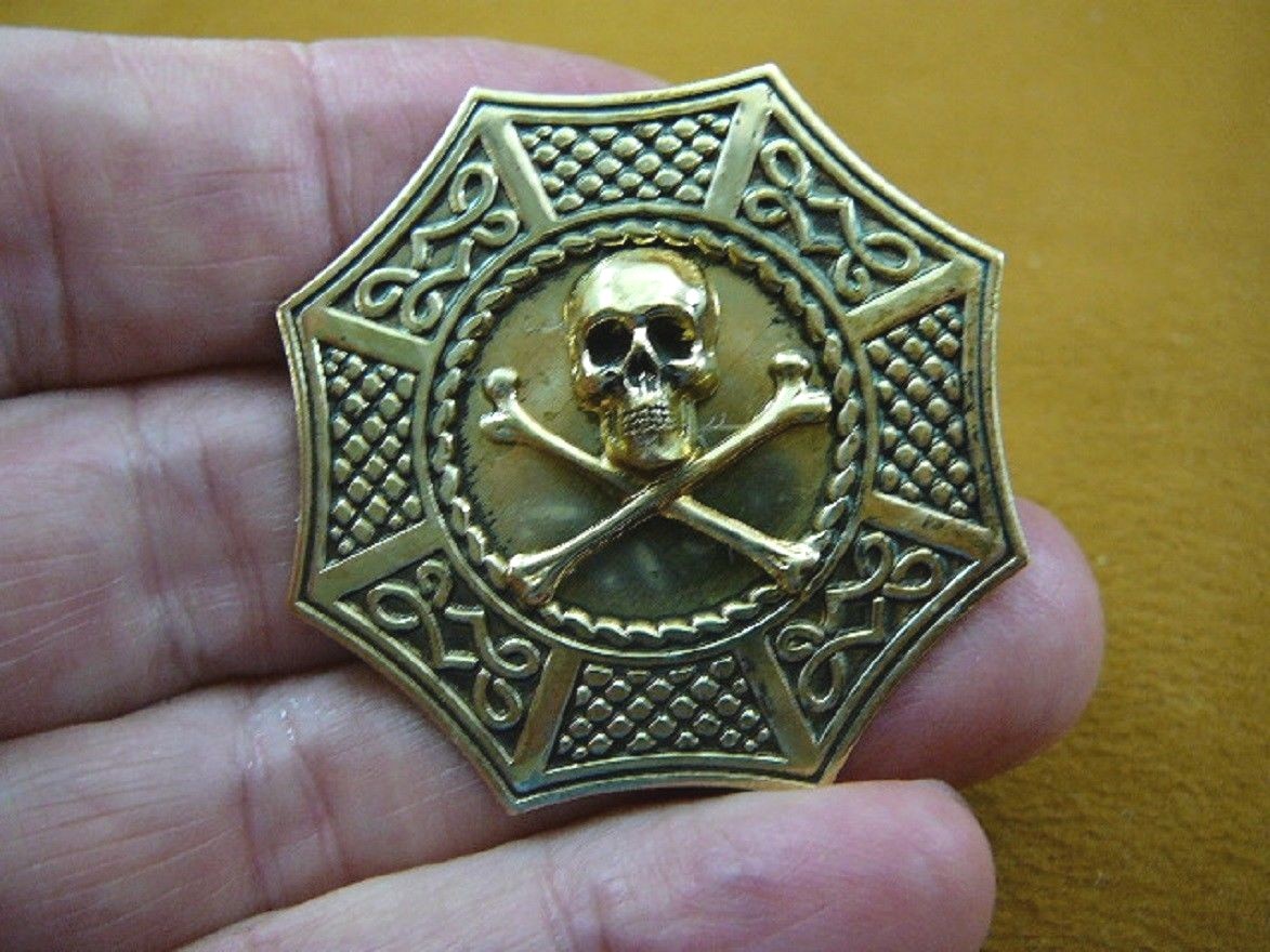 B-SKULL-43) Skull cross crossbones muertos octagon spider web round pin ...