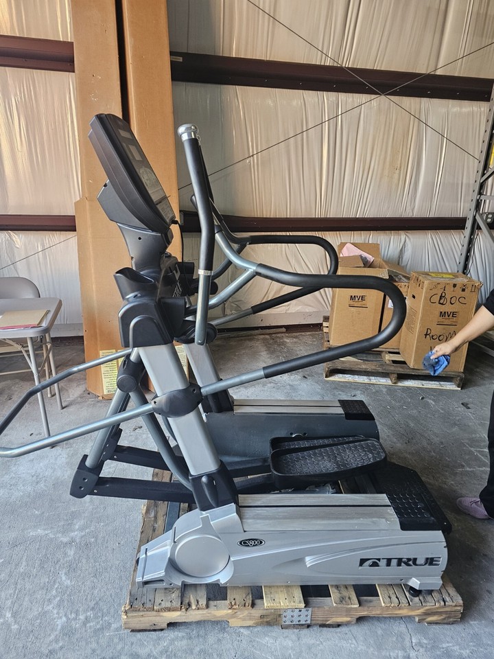 True Fitness Elliptical CS800, Local Pick Up Only! | eBay