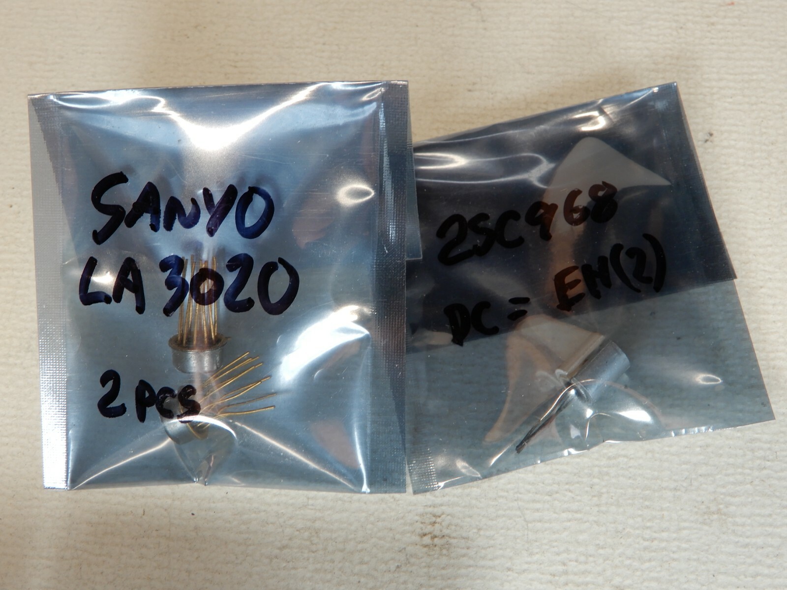 Japanese Transistor Lot + 2N4442 AN203 LA3020 2SC968 2SC971 2SC963 ...