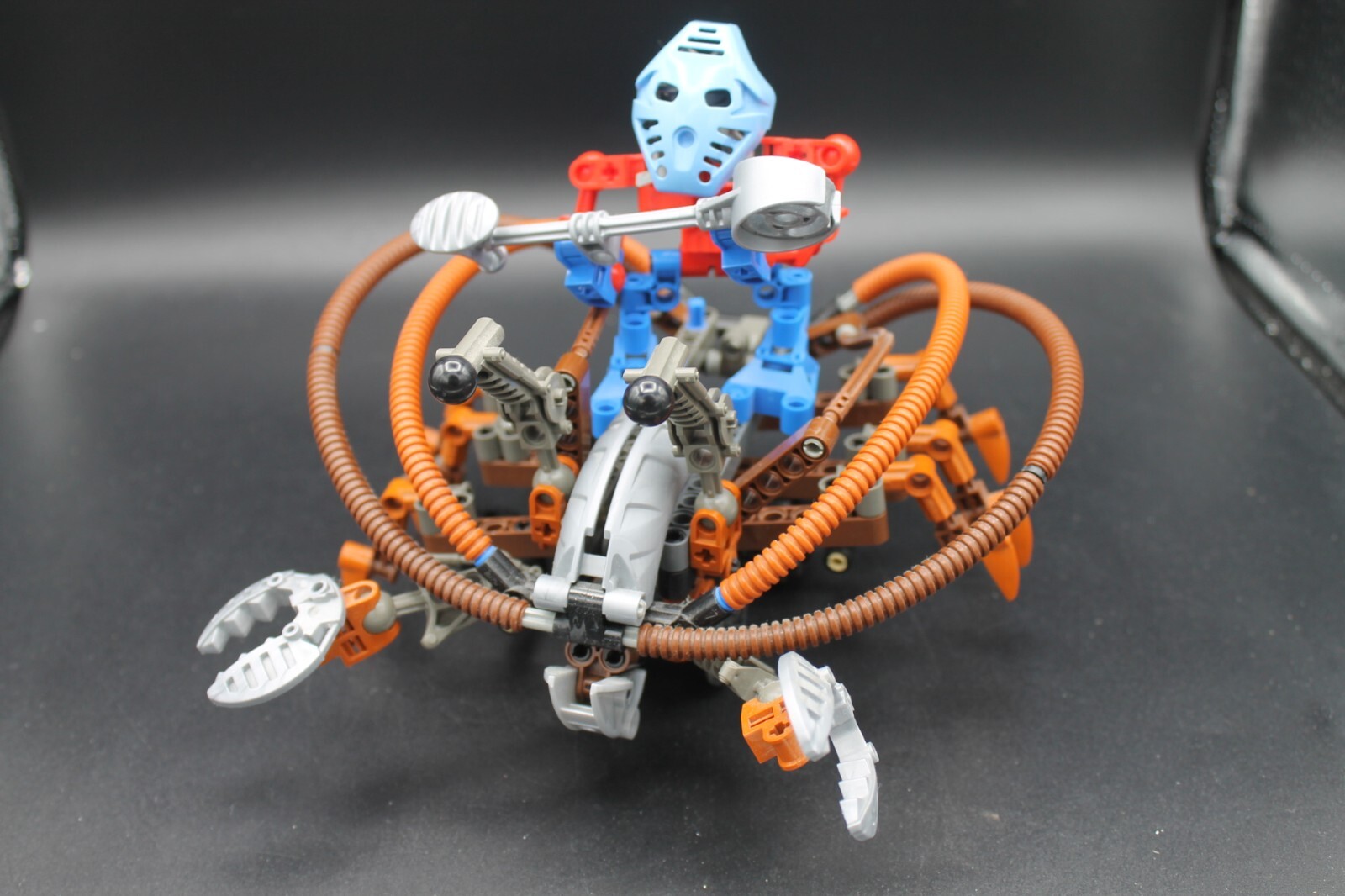 LEGO Bionicle: Takua and Pewku Set 8595 complete with all parts no ...