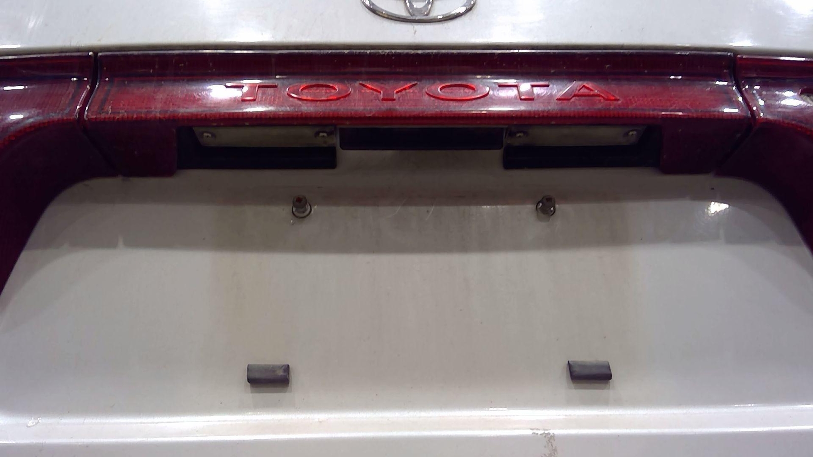 91 - 97 Toyota Previa Tail Finish Panel Reflector OEM | eBay