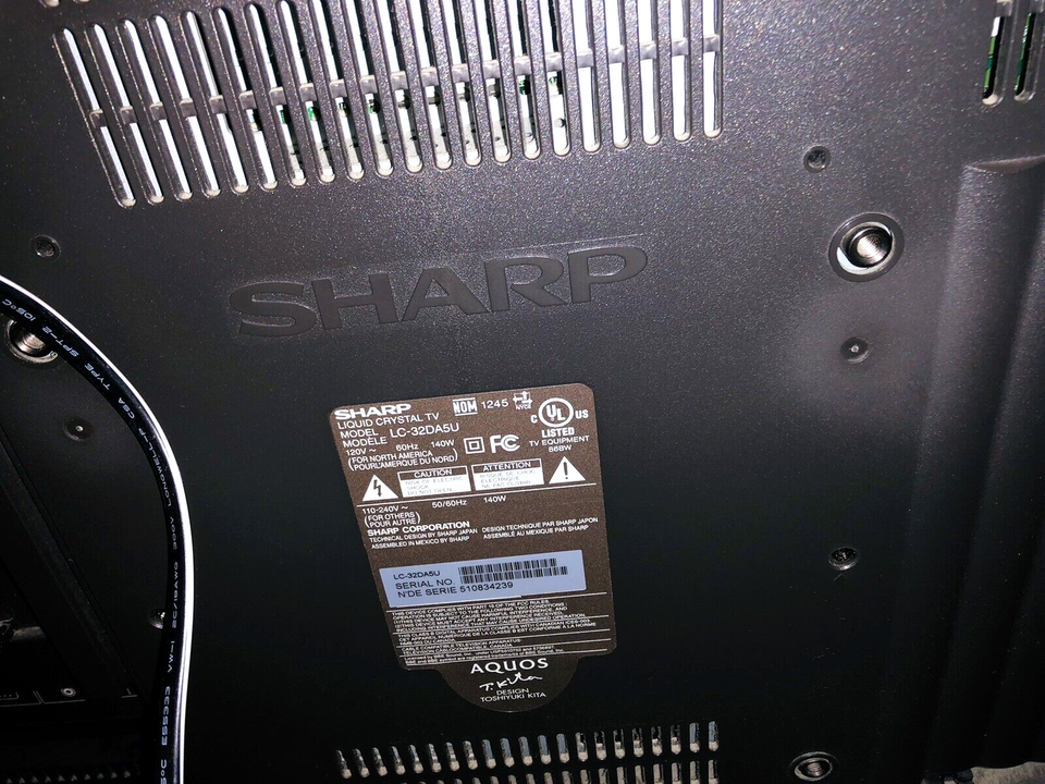 Sharp Aquos TV🖥32" LCD Television LC-32DA5U w/ HDMI🔌TESTED RARE👀AV ...