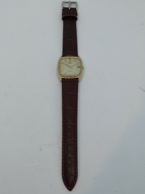 Vintage Lorus Y142-5020 Unisex 29mm Gold Tone Date Tank Watch Strap ...