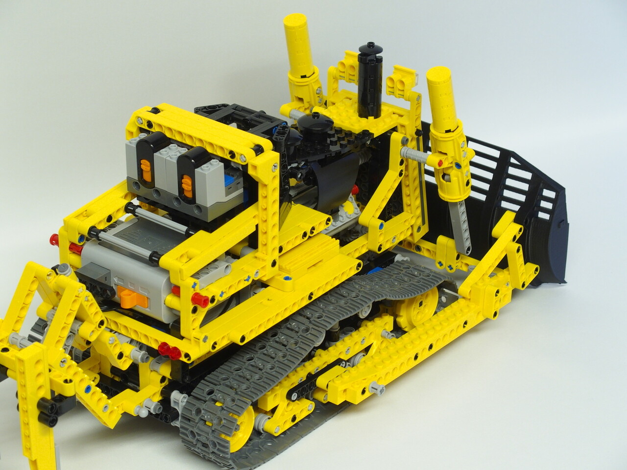 Large Bulldozer Blade Set for Lego Technic 8275 "Motorized RC Bulldozer ...