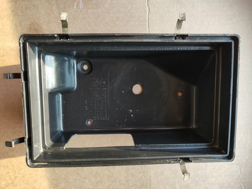 Holden Commodore Berlina Calais Stato VN VP VR VS V6 AIR INTAKE BOX ...