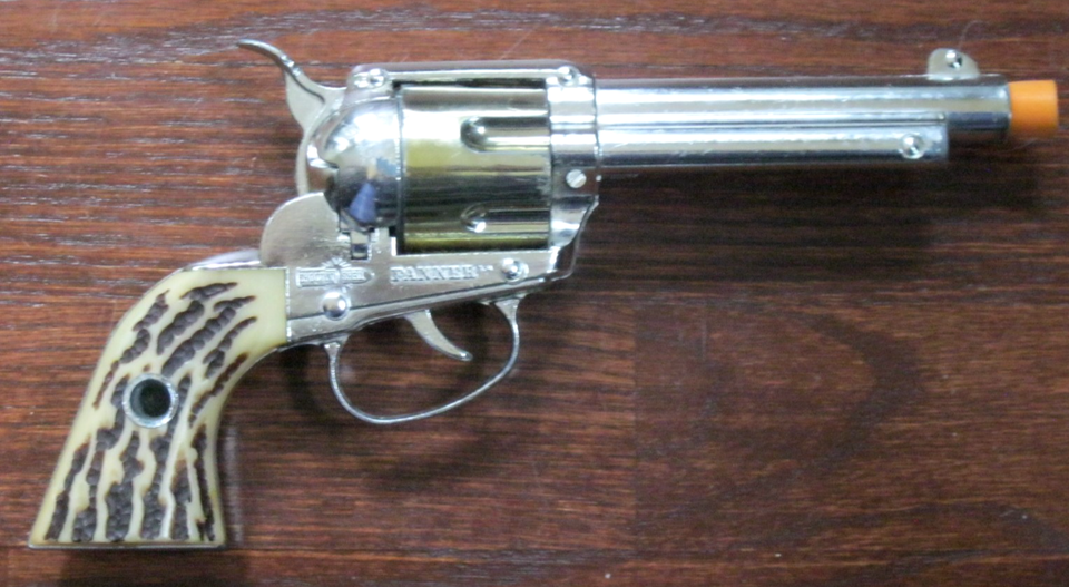 Mattel Shootin' Shell Cap Gun w/Original Box Bullets Pouch Empty Cap ...