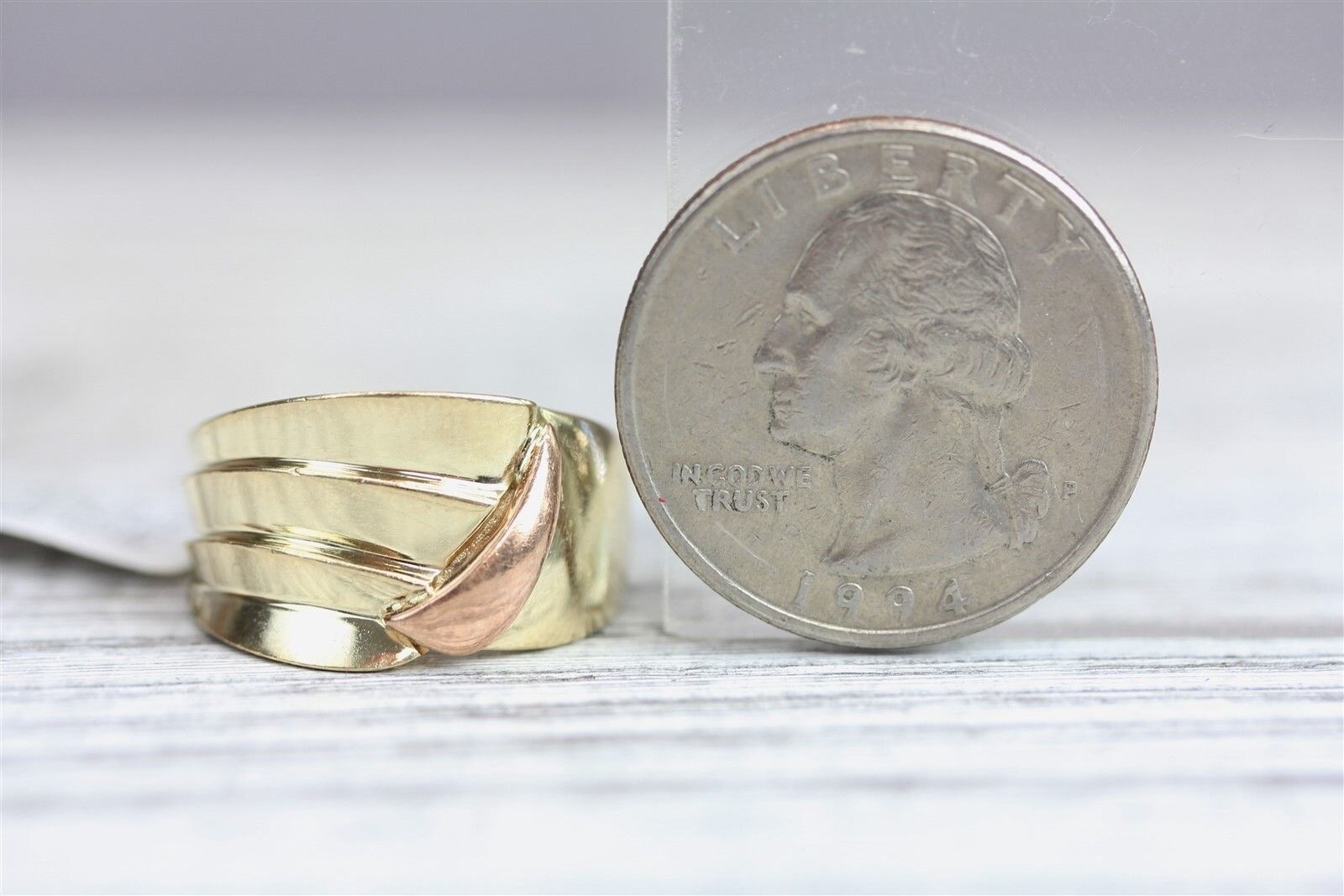 VINTAGE 10 K ROSE YELLOW GOLD RIBBED DESIGN RING LU… - Gem
