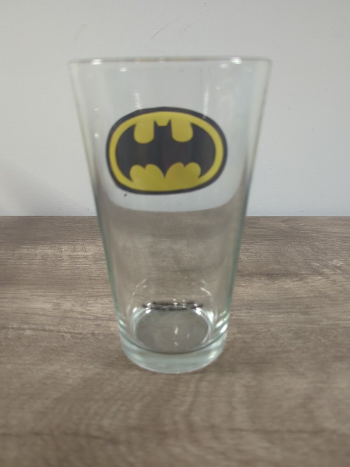 DC Comics DC Universe Batman Pint Glass CG04 | eBay