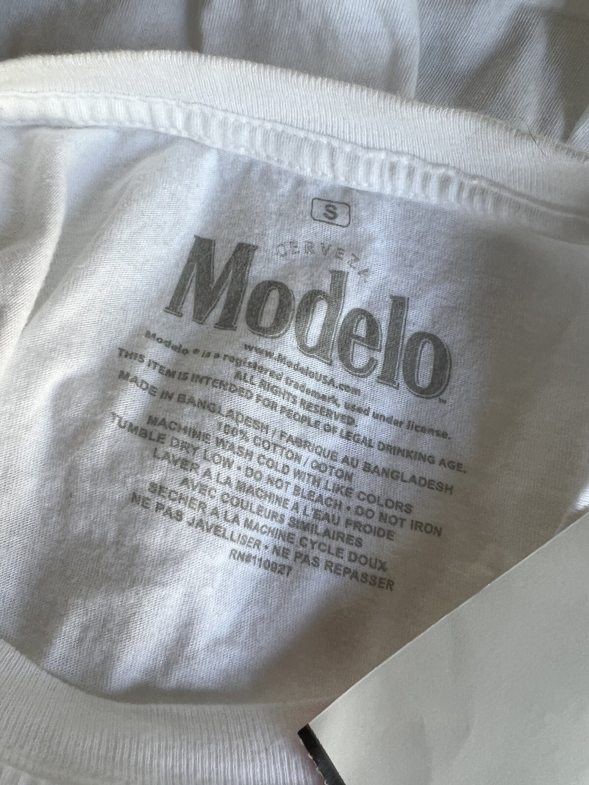 CERVEZA MODELO Official Mexican Beer Crest Logo White… - Gem