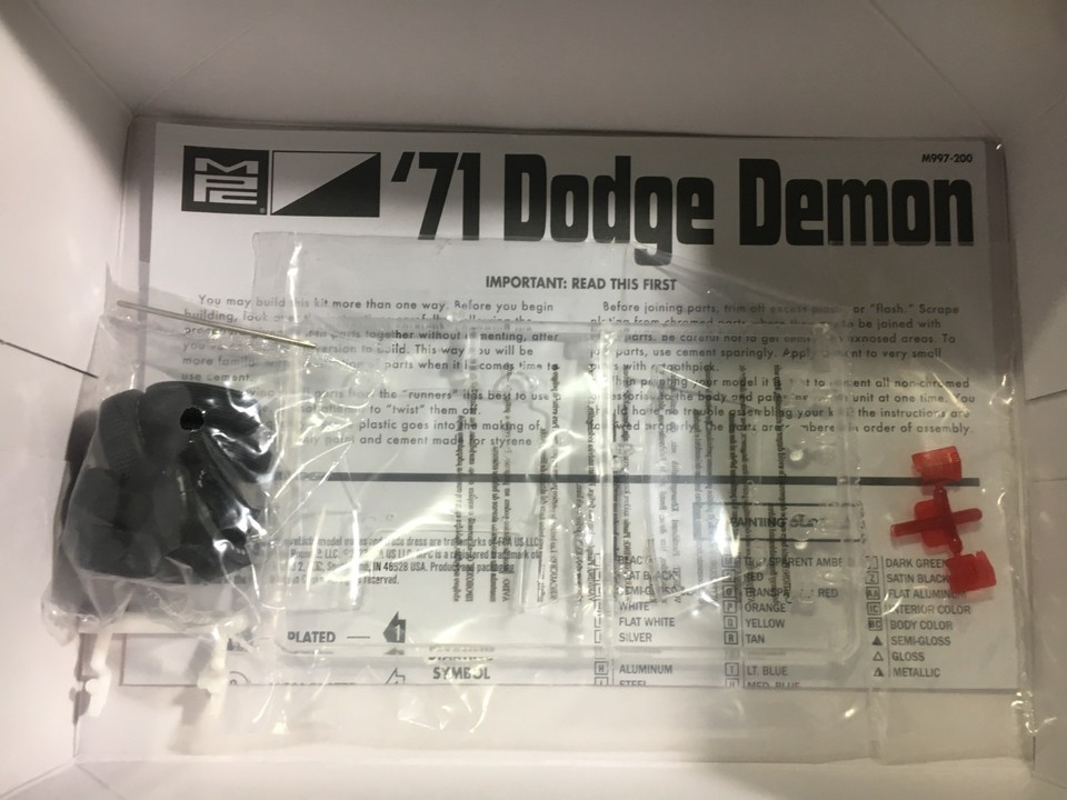 MPC '71 DODGE DEMON UNASSEMBLED MODEL KIT 1:25 W/ PRE-PAINTED BODY | eBay
