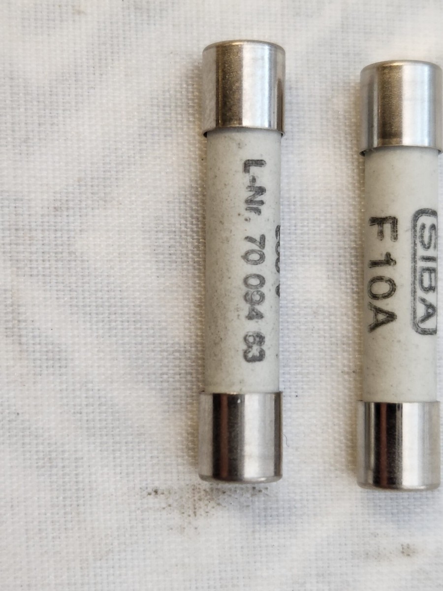 AMP Industrial Fuse Accessories T2AL250V 20 Pcs 6X30Mm Slow Blow Glass ...