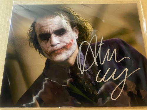 Heath Ledger (Joker RARE ) Signed Autographed 8.5x11 photo - AUTO with ...
