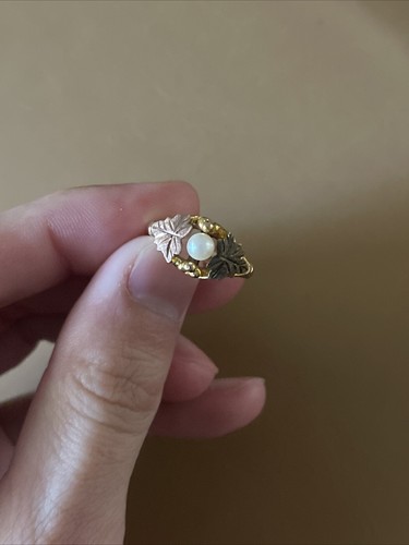 Vintage Landstrom’s 10K Black Hills Tri-Color Gold Leaves Pearl Ring ...
