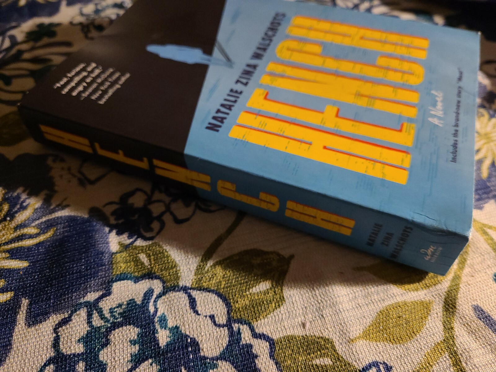 Hench : A Novel by Natalie Zina Walschots (2021, Trade Paperback) for ...