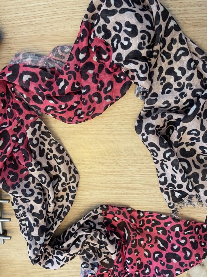 Betsey Johnson Pink Cheetah Pattern Oblong 76” Scarf Shawl | eBay